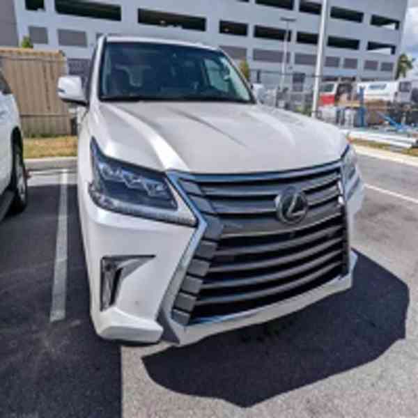2020 LEXUS LX570 5.7L Premium - bazar - Hyperinzerce.cz