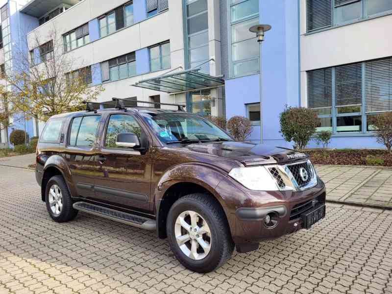 Nissan Pathfinder 2.5 dCi SE 140kw - bazar - Hyperinzerce.cz