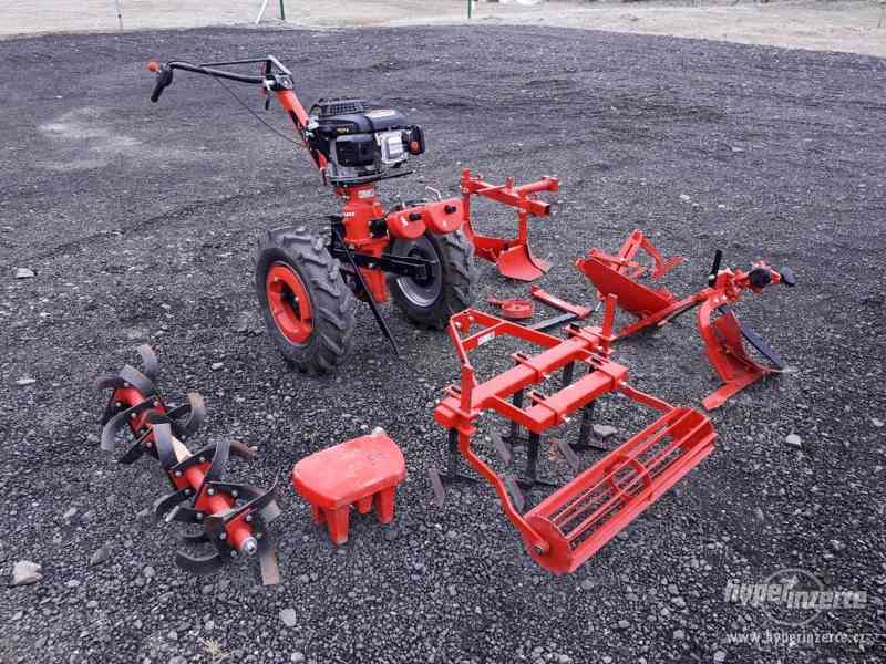 Malotraktor Vari s příslušenstvím - bazar - Hyperinzerce.cz