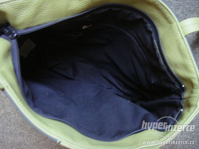 SKVĚLÁ VELKÁ KOŽENÁ KABELA CROSSBODY - bazar - Hyperinzerce.cz