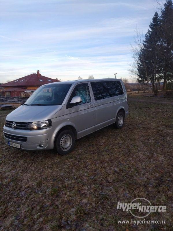 Volkswagen Transporter t5, minibus 9 míst - bazar - Hyperinzerce.cz