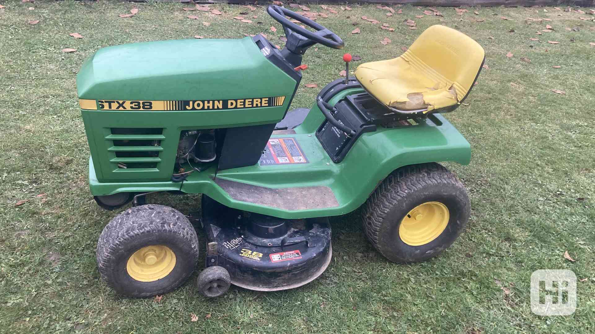 Zahradní traktor John Deere - bazar - Hyperinzerce.cz