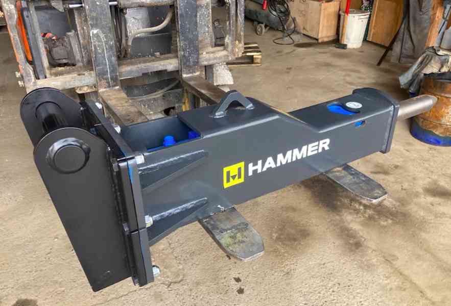Hydraulické bourací kladivo na bagr Hammer HM 250 - bazar - Hyperinzerce.cz