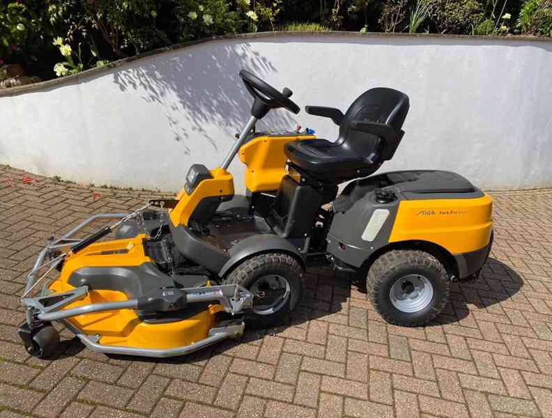 2019 STIGA Park Pro 340 IX Ride-on 4WD sekačka + přívěs - bazar ...