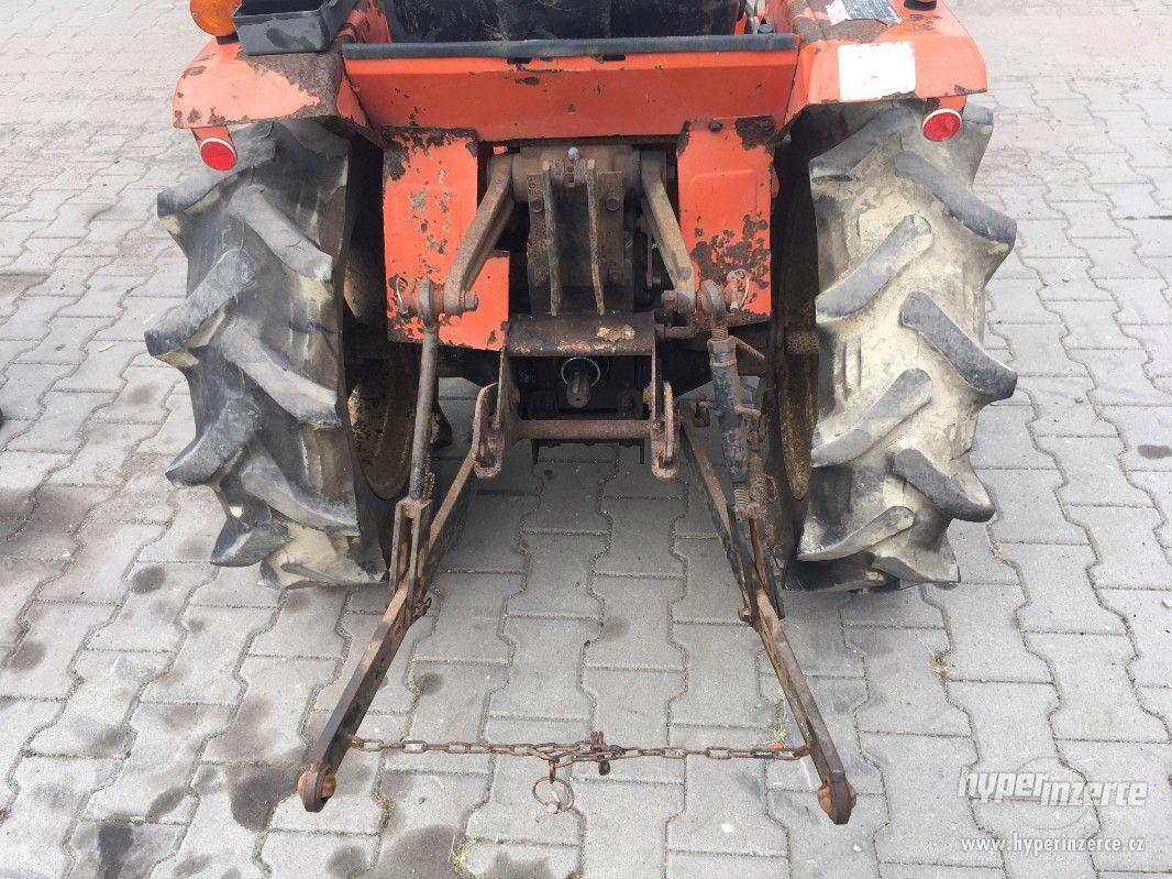 Traktor Hinomoto C174, 17 Hp, 4x4 - bazar - Hyperinzerce.cz
