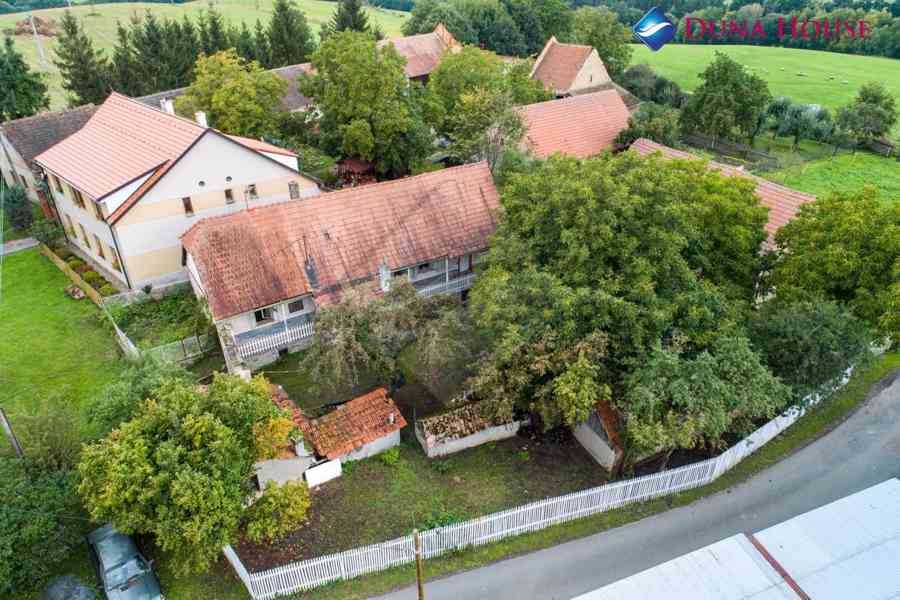 Prodej statku, Bezděkov (Vranov u Čerčan), pozemek 1103 m2 - bazar - Hyperinzerce.cz