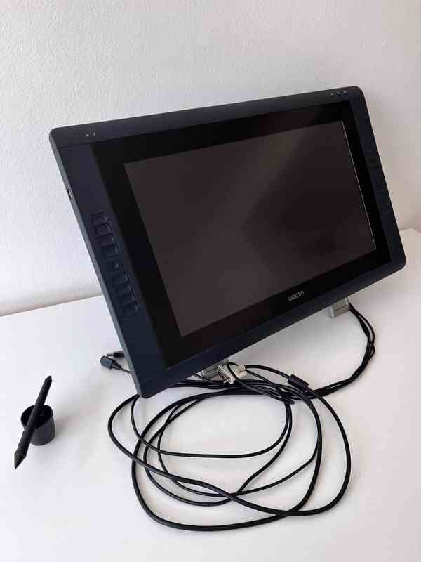 Wacom Cintiq 22HD - bazar - Hyperinzerce.cz