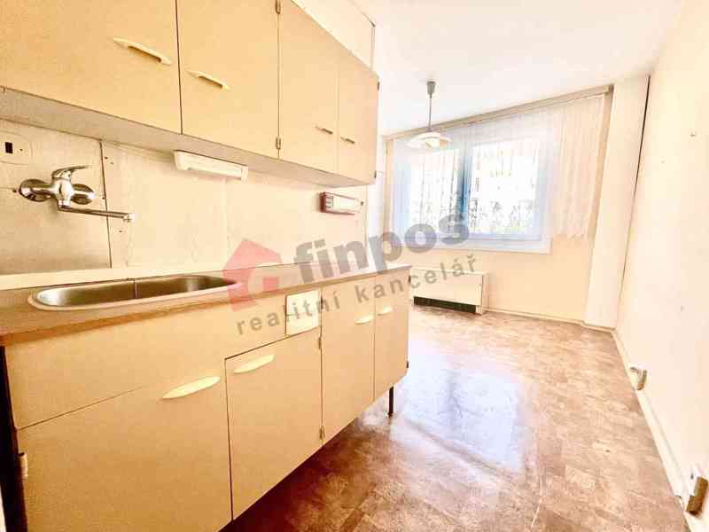 Prodej bytu 2+1/L, 61 m2 v Krupce, ul. Kollárova - bazar - Hyperinzerce.cz