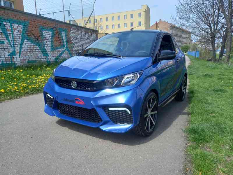 AIXAM COUPÉ GTI Emotion AUTO PRO NÁCTILETÉ - bazar - Hyperinzerce.cz