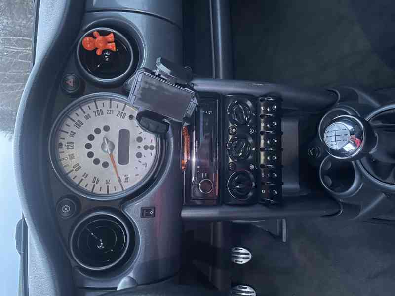 Mini Cooper One D R50 - bazar - Hyperinzerce.cz