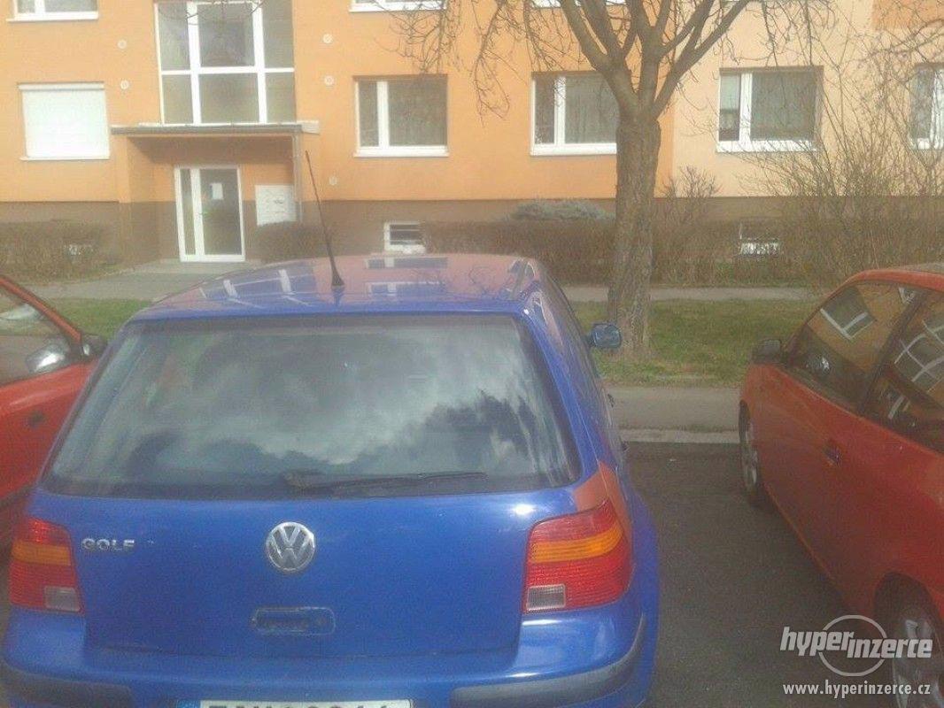 Prodám Volkswagen golf 4 třeba na autodíly - bazar - Hyperinzerce.cz
