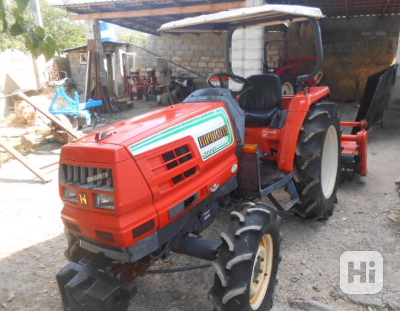 Traktor Hinomoto NX27 V ideálním stavu s řezačkou - bazar - Hyperinzerce.cz
