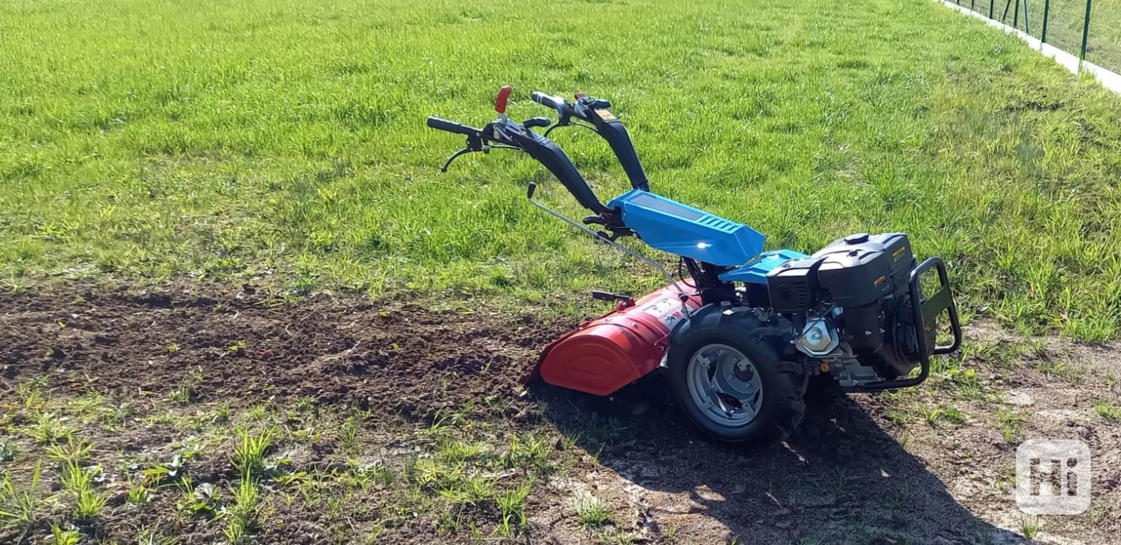 Dvoukolový jednoosý traktor Merlin MF 400 - bazar - Hyperinzerce.cz