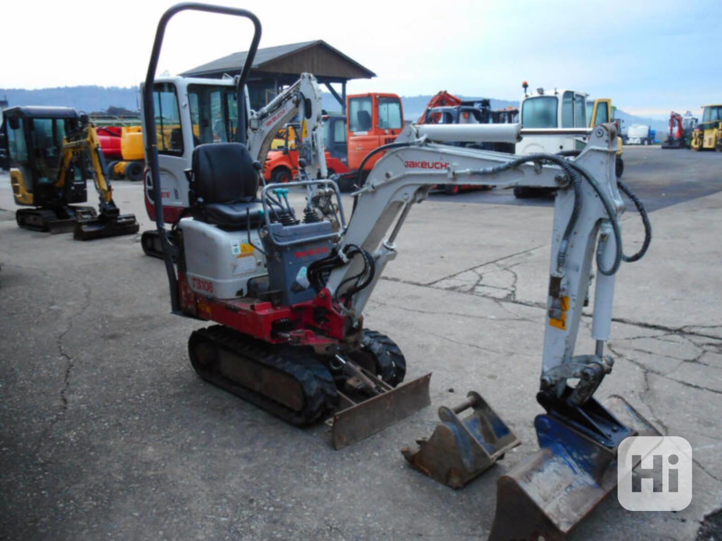 Takeuchi TB 108 (930kg) - bazar - Hyperinzerce.cz
