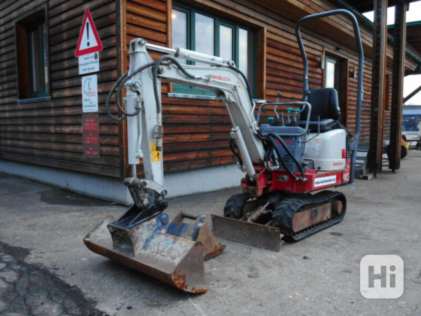Takeuchi TB 108 (930kg) - bazar - Hyperinzerce.cz
