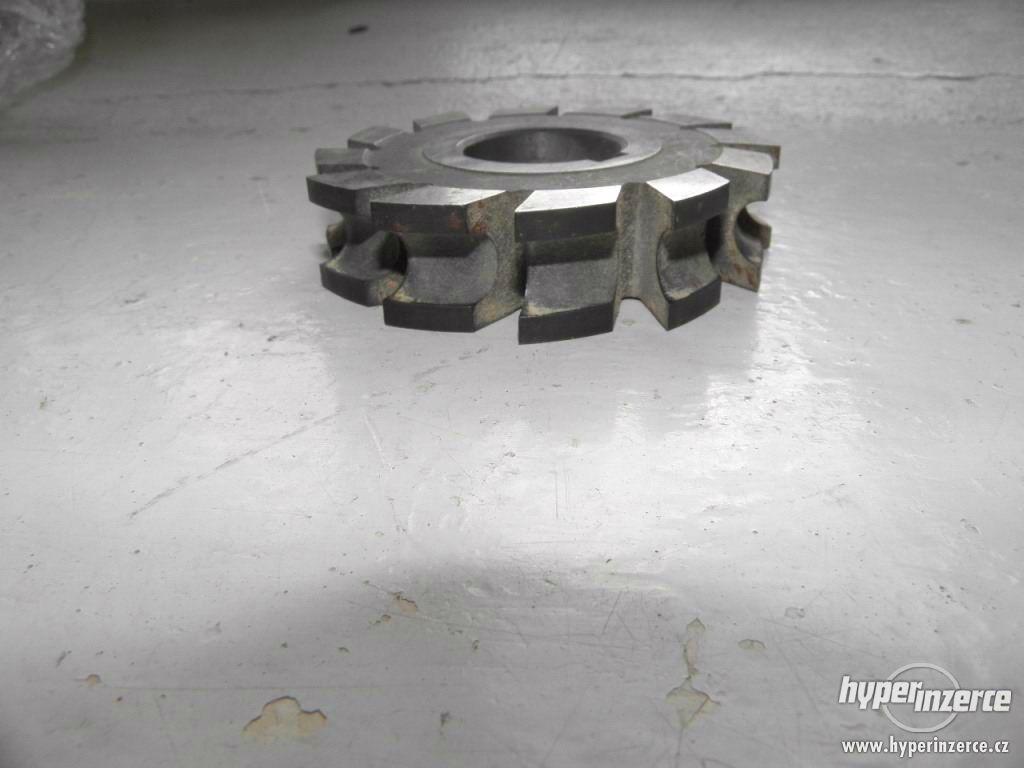 Půlkruhová rádiusová fréza - bazar - Hyperinzerce.cz