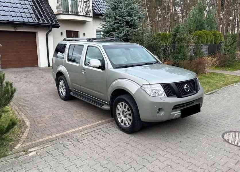 Nissan Pathfinder 2.5 dCi 4WD Platinum 140kw - bazar - Hyperinzerce.cz