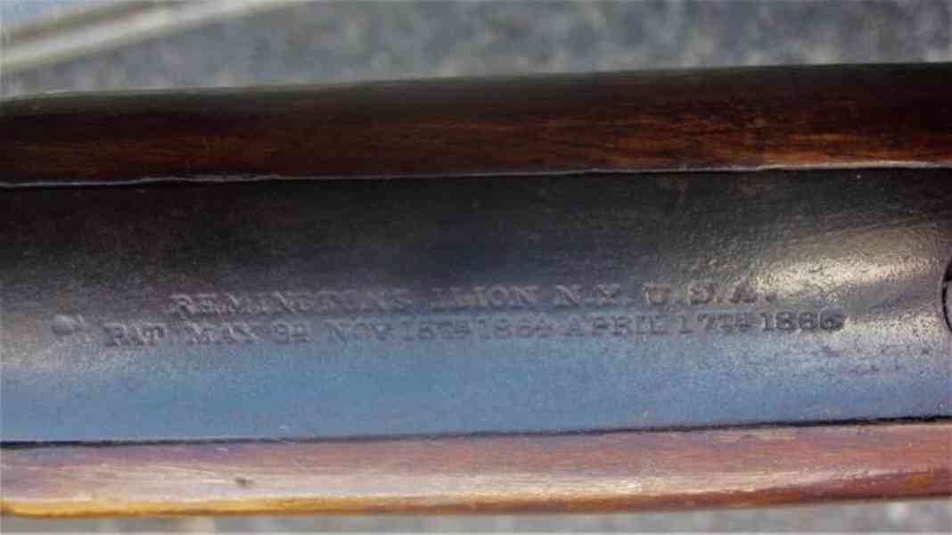 Remington r. 1868 - bazar - Hyperinzerce.cz