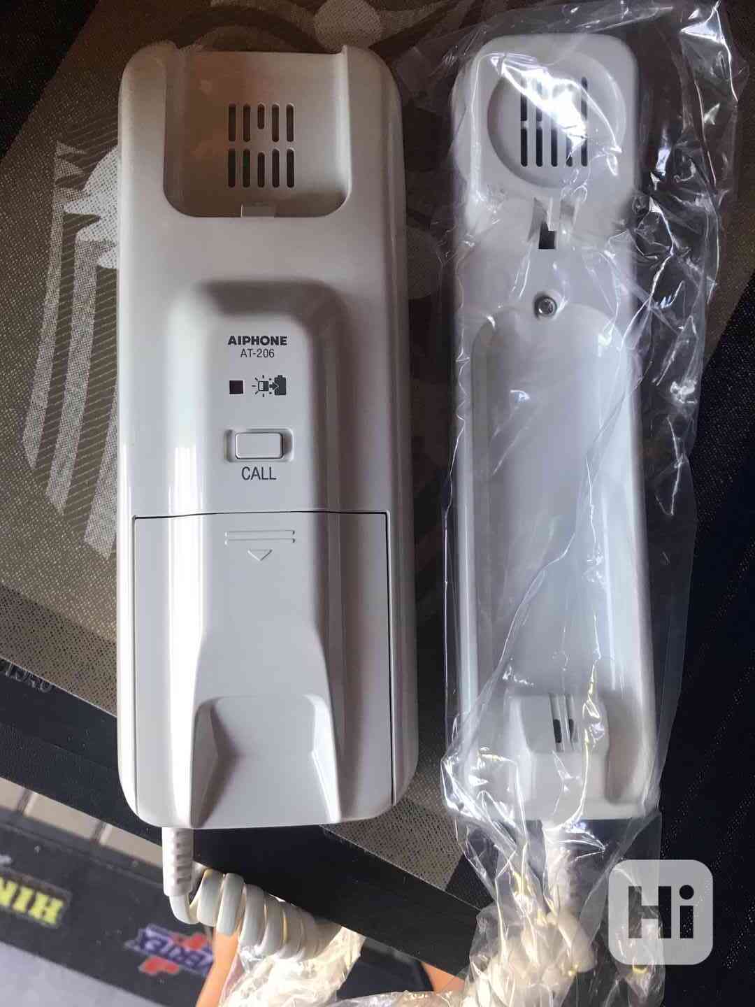 Intercom AIPHONE AT -206 - bazar - Hyperinzerce.cz