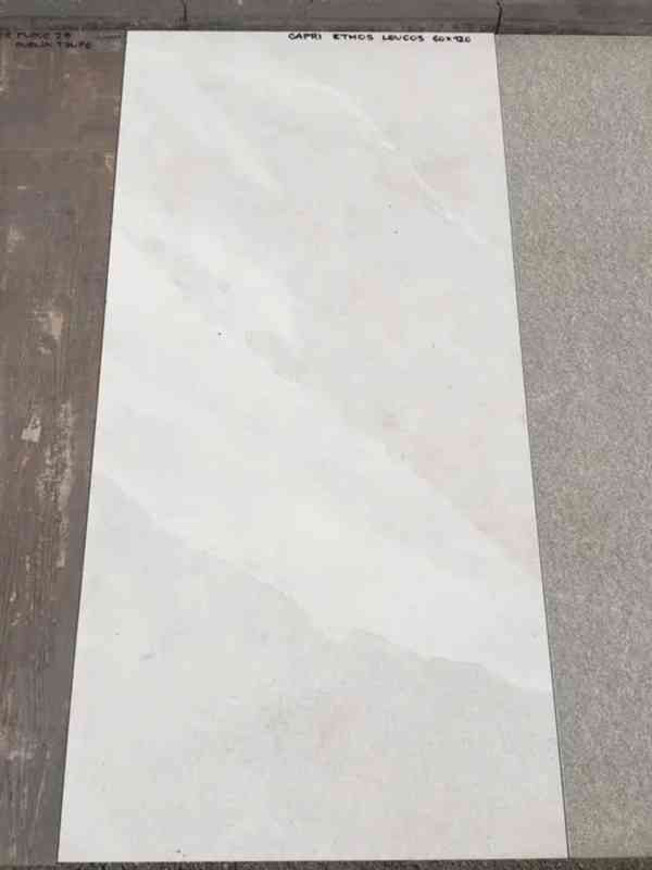 SLEVA 50 % na venkovní dlažbu v imitaci kamene 60x120 cm - bazar - Hyperinzerce.cz