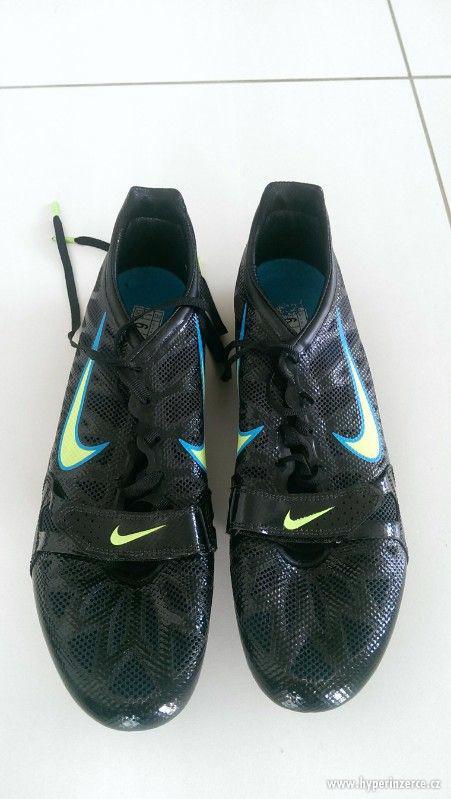 Sprinterské tretry Nike Zoom SuperFly R3 - bazar - Hyperinzerce.cz
