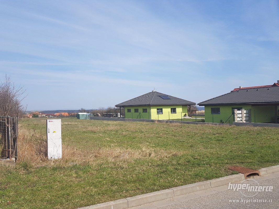 Prodej pozemku v obci Zbraslav u Brna - bazar - Hyperinzerce.cz
