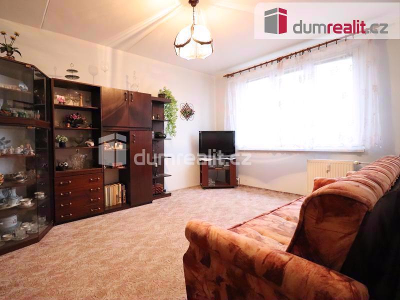 Prodej slunného bytu 2+1 v Karlových Varech, Bohaticích - bazar - Hyperinzerce.cz