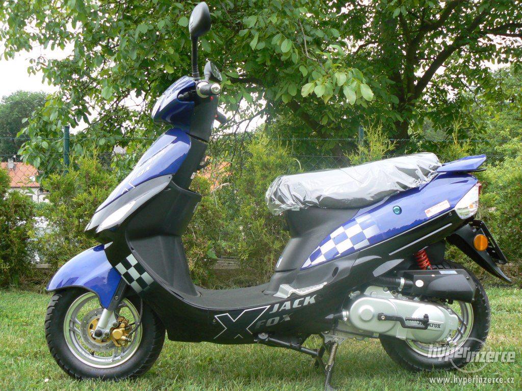 Nový skútr FOXX, 50cc, čtyřtakt s SPZ - bazar - Hyperinzerce.cz