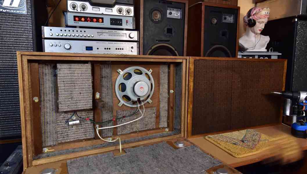 Tesla ARS 731 - reprosoustavy r. 1967 - Tesla ARZ 669 - bazar ...