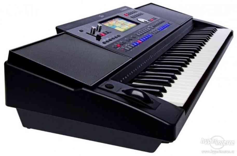 Keyboard FAME G2000 - bazar - Hyperinzerce.cz