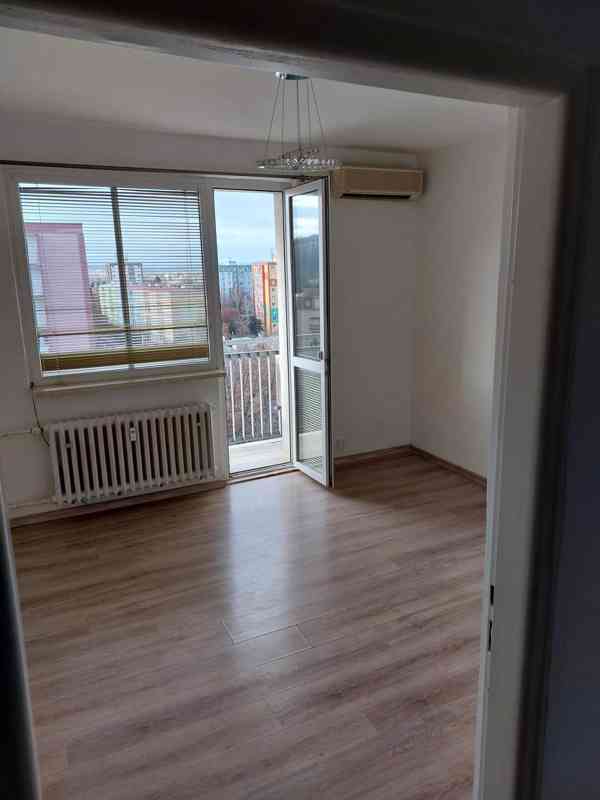 Pronájem bytu 2+1 Karlovy Vary - bazar - Hyperinzerce.cz