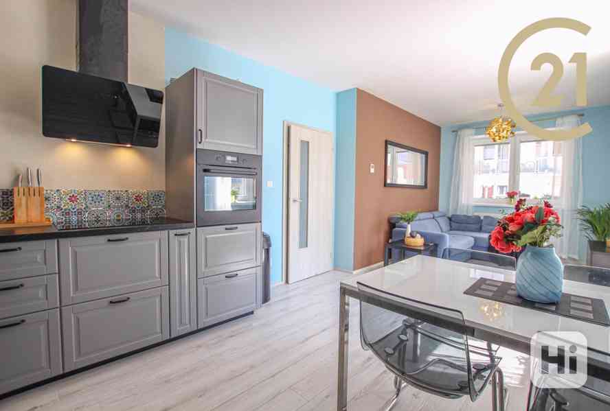 Prodej bytu 3+kk s celkovou užitnou plochou 129 m2 s garážovým stáním a prostornou terasou, ul ...