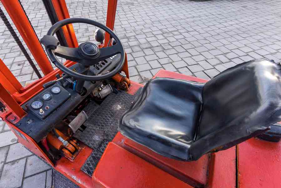 Vysokozdvižný vozík Balkancar DV 1786.33.23 - bazar - Hyperinzerce.cz