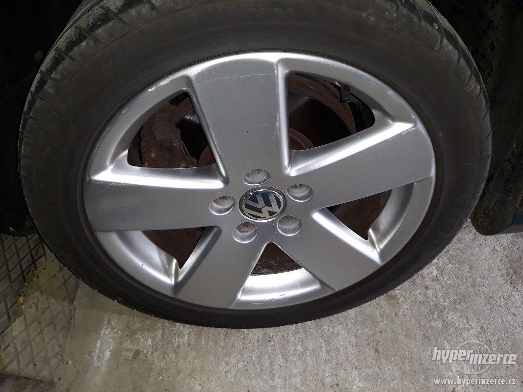 Alu kola Monte Carlo R17 Passat Eos - bazar - Hyperinzerce.cz