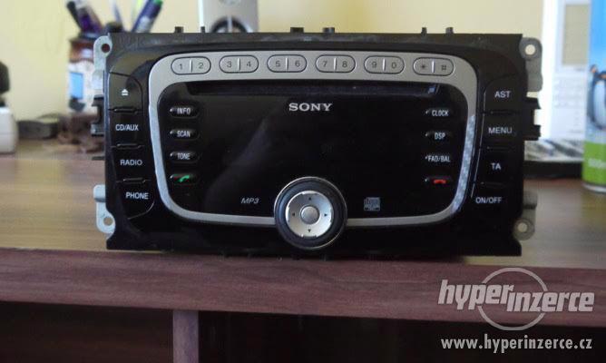 Autorádio Ford SONY 2008/2011 + kod - bazar - Hyperinzerce.cz