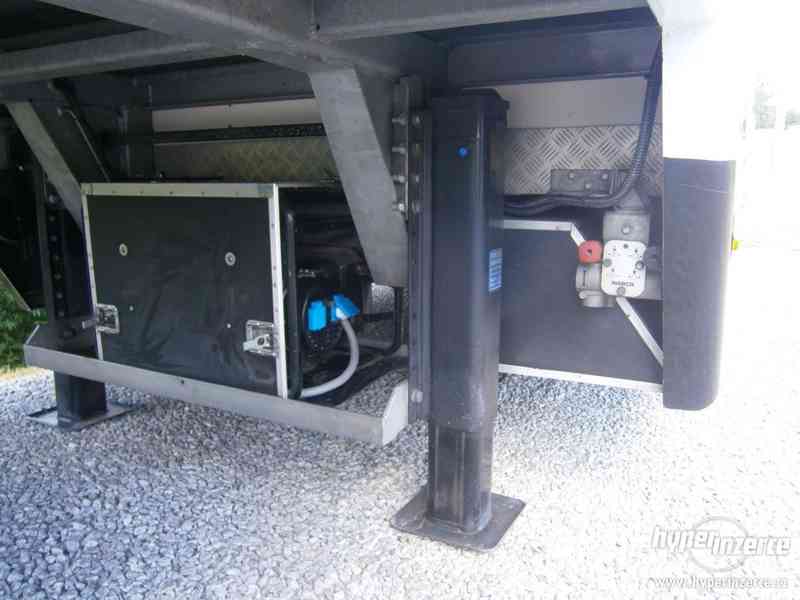 Obytný návěs - 8,3m TOP STAV - bazar - Hyperinzerce.cz