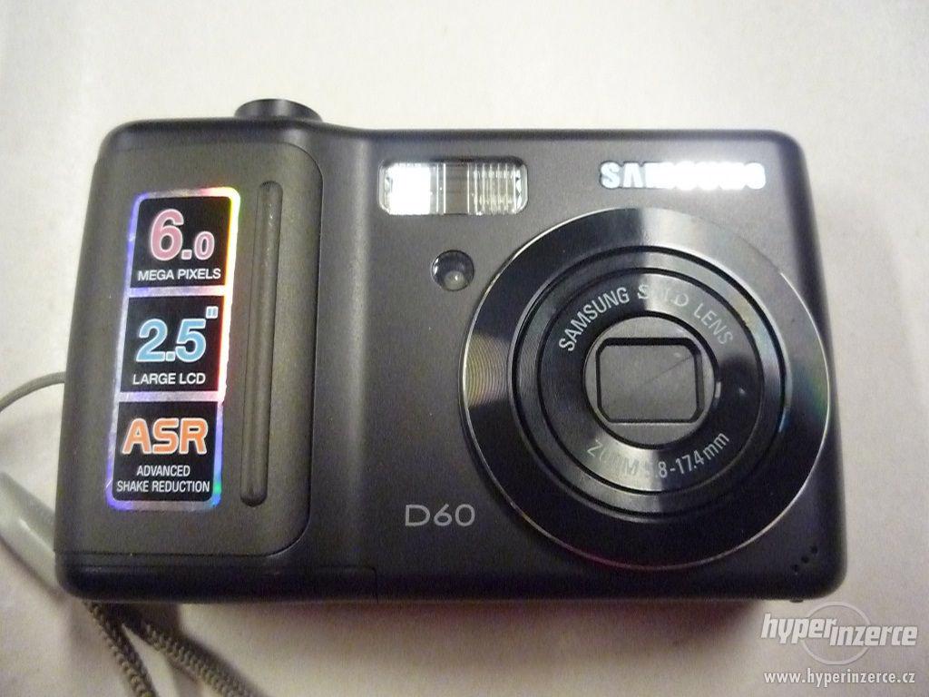 Samsung D60 - kompletní balení, TOP STAV - bazar - Hyperinzerce.cz