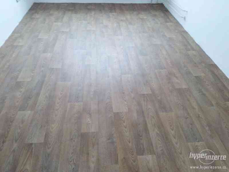 Prodej PVC podlahy - bazar - Hyperinzerce.cz
