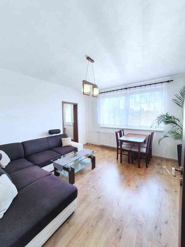 PRODEJ panelového bytu 2+1 PO REKONSTRUKCI, Olomouc - bazar - Hyperinzerce.cz