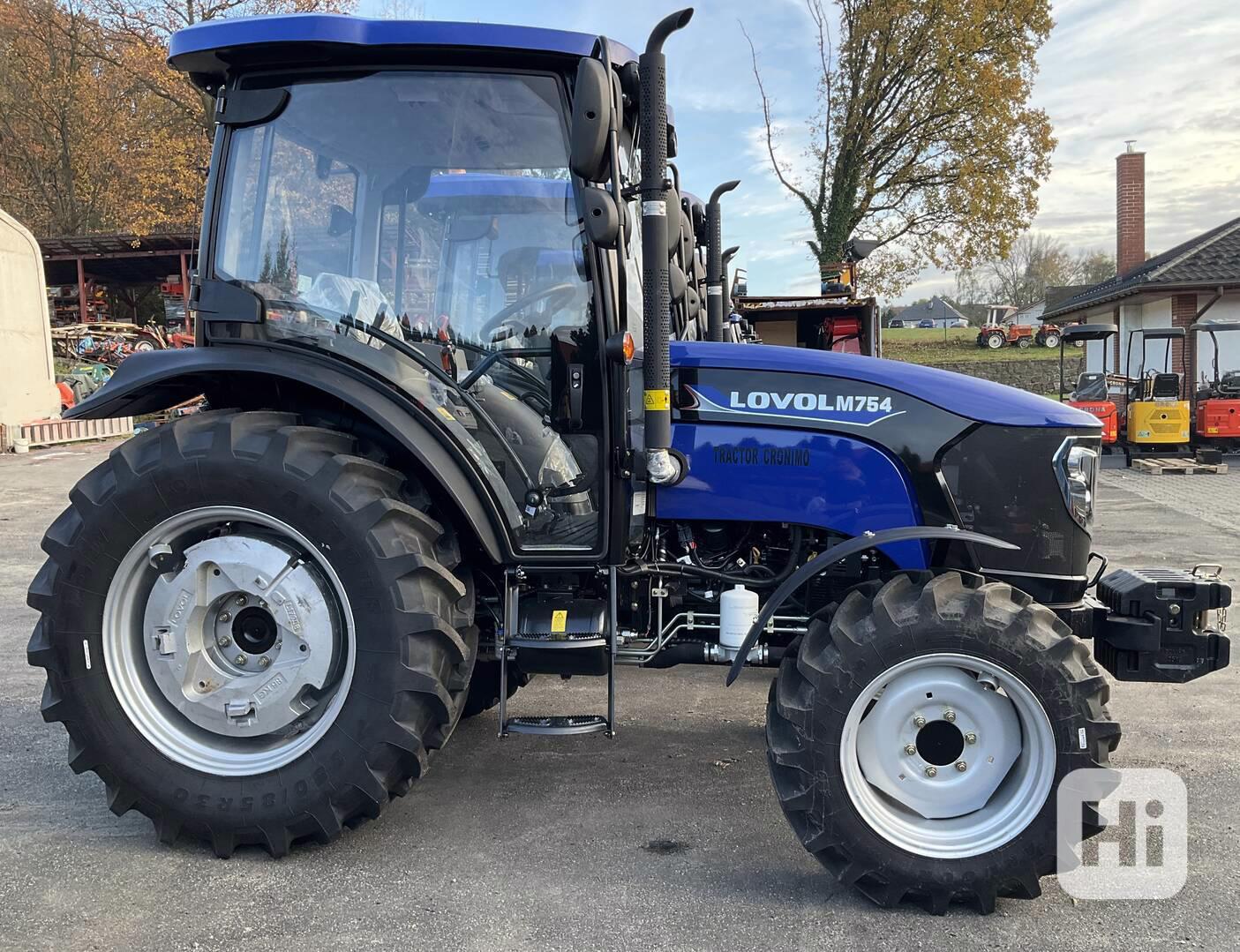 Traktor LOVOL M504, 50 koní, modrý s kabinou - bazar - Hyperinzerce.cz