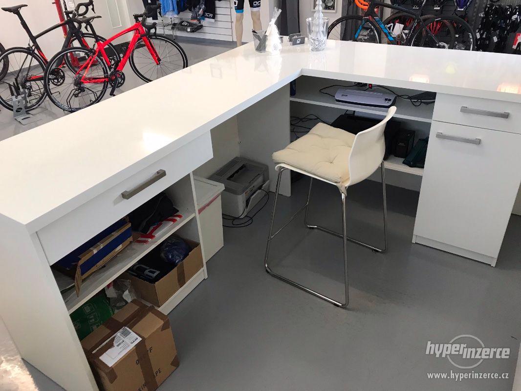 Recepční pult, prodejní pult - bazar - Hyperinzerce.cz