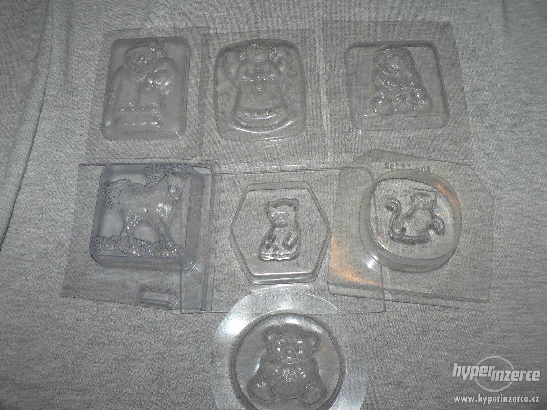 Formičky na mýdlo - bazar - Hyperinzerce.cz