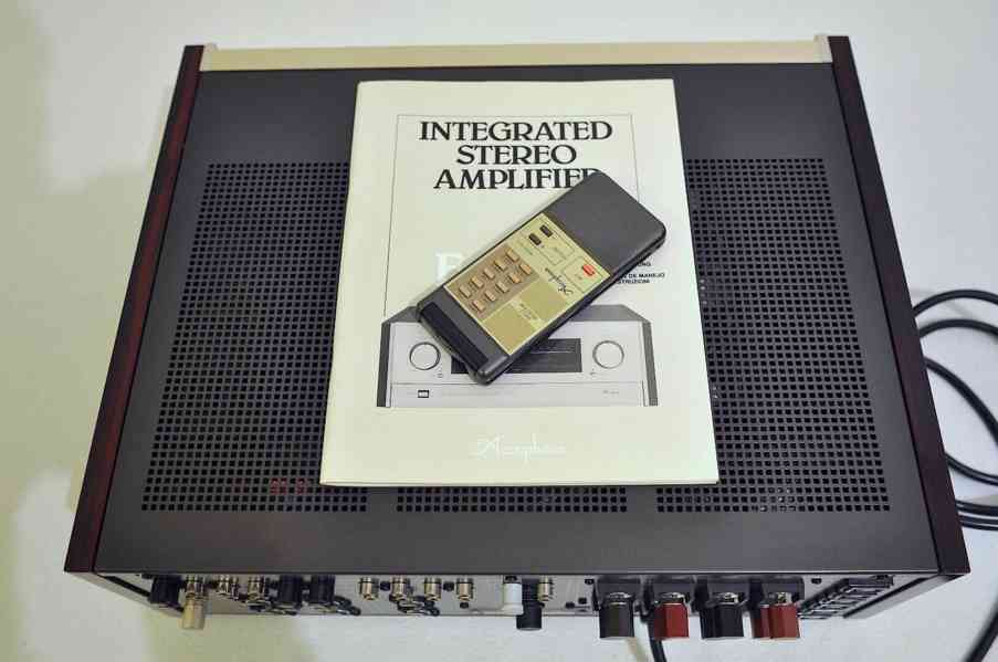 Accuphase E-405 - bazar - Hyperinzerce.cz