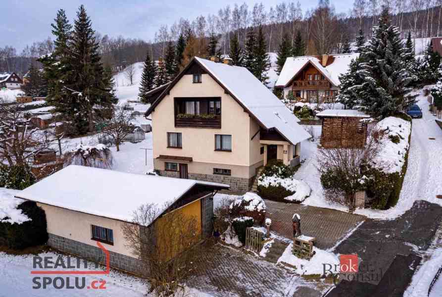 Prodej, Rodinné domy, 408 m2 - - bazar - Hyperinzerce.cz