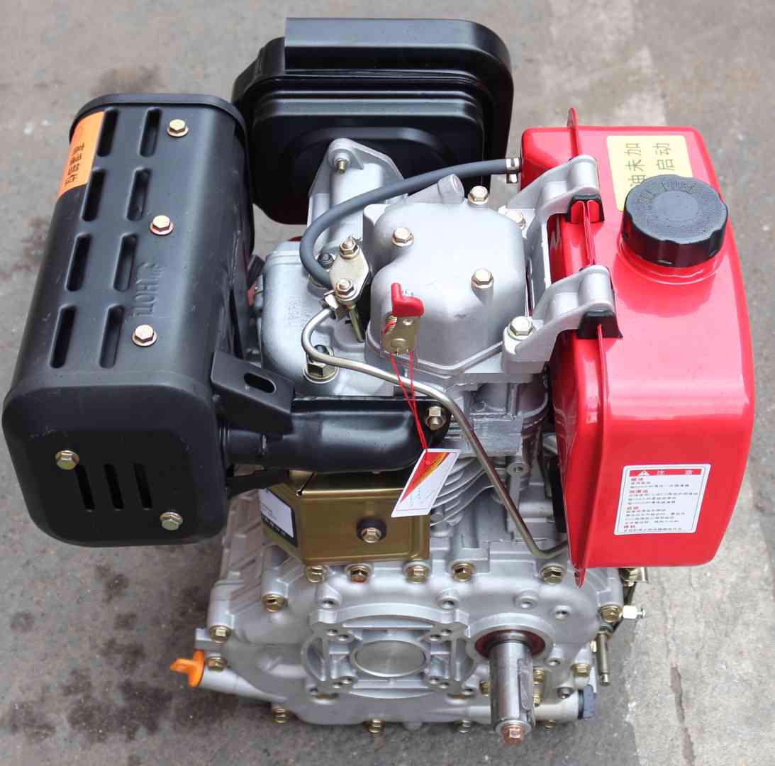 NAFTOVY MOTOR GREEN POWER Elektro /Rucni START - bazar - Hyperinzerce.cz