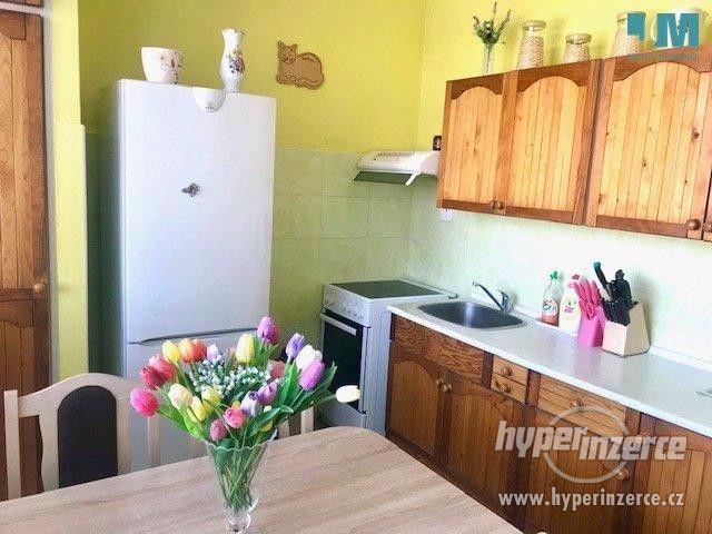 Prodej, Byty 2+1, OV, s balkonem, sklepem, 60m2 - Hrušovany nad Jevišovkou - bazar - Hyperinzerce.cz