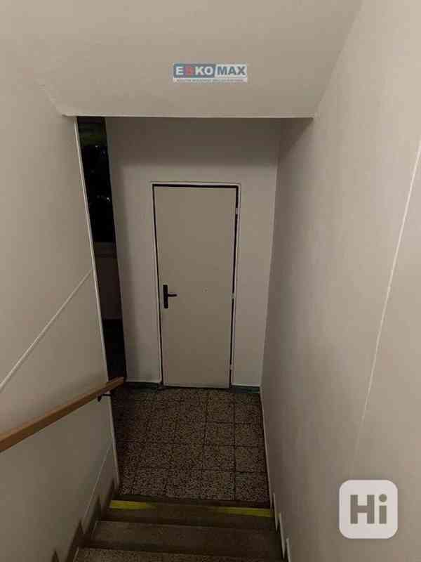 Pronájem bytu 2+1 s lodžií Břeclav, centrum. - bazar - Hyperinzerce.cz