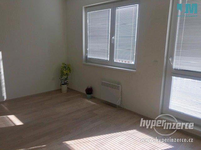 Prodej, Byty 1+kk, 31 m2 - Lavičky, terasa, sklep, parkovací stání - bazar - Hyperinzerce.cz