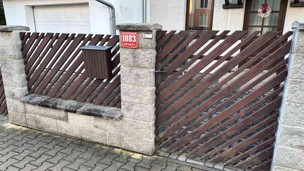 Plot, resp. plotová pole (jekl + dřevo) - bazar - Hyperinzerce.cz