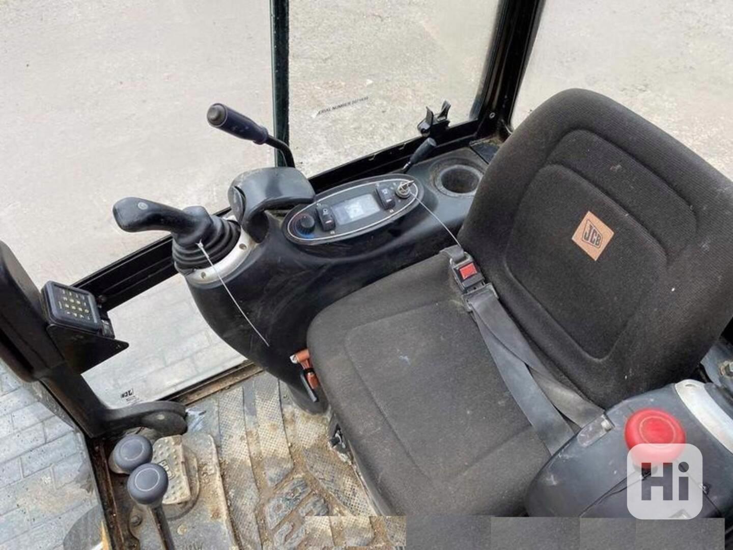 Bagr JCB 8016 CTS - bazar - Hyperinzerce.cz